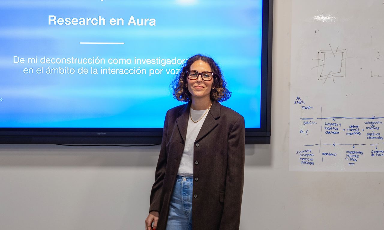 Masterclass de Ángela Bergua: Research en Aura: de mi deconstrucción ...