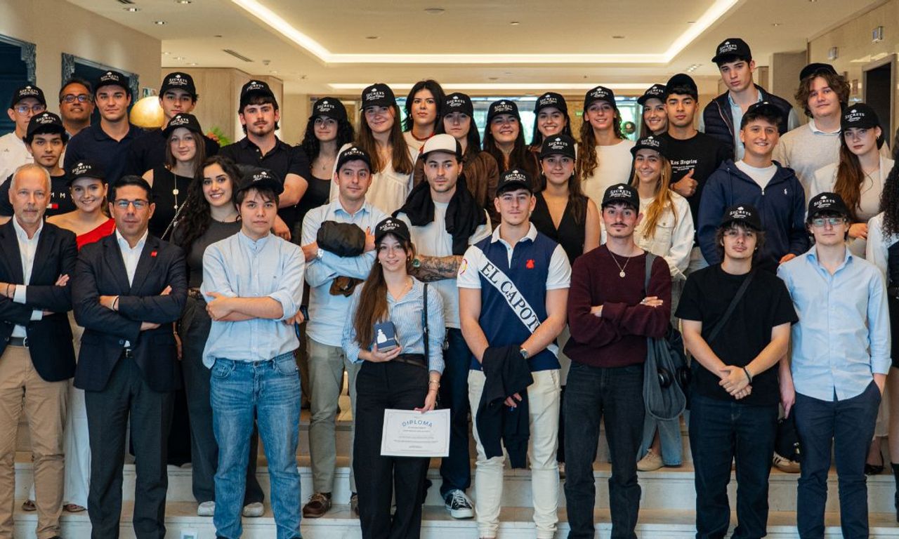 More than 60 students from the Degree in Product Design collaborate ...